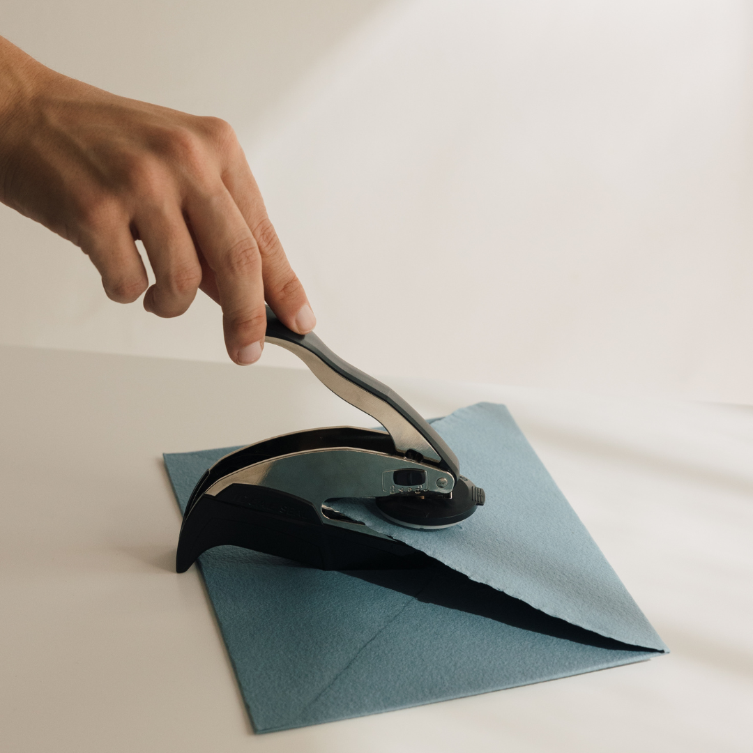 Sello en seco personalizado – Selloa